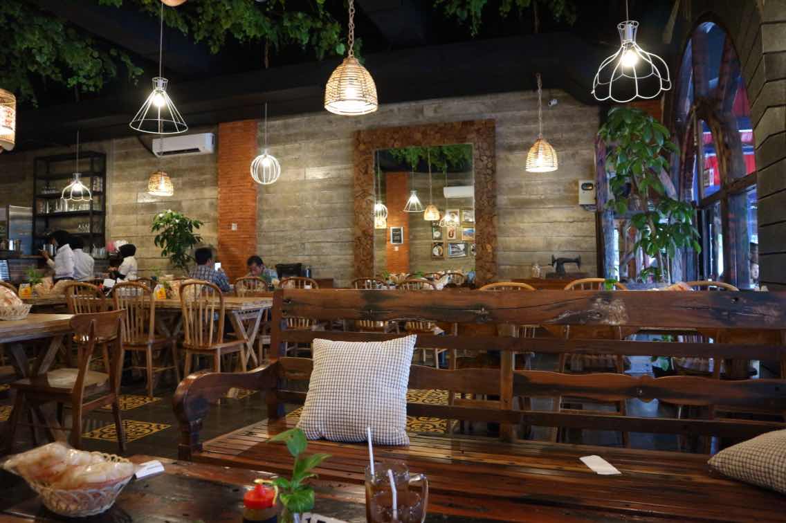 10 Restoran Keluarga di Cibubur - Info Area